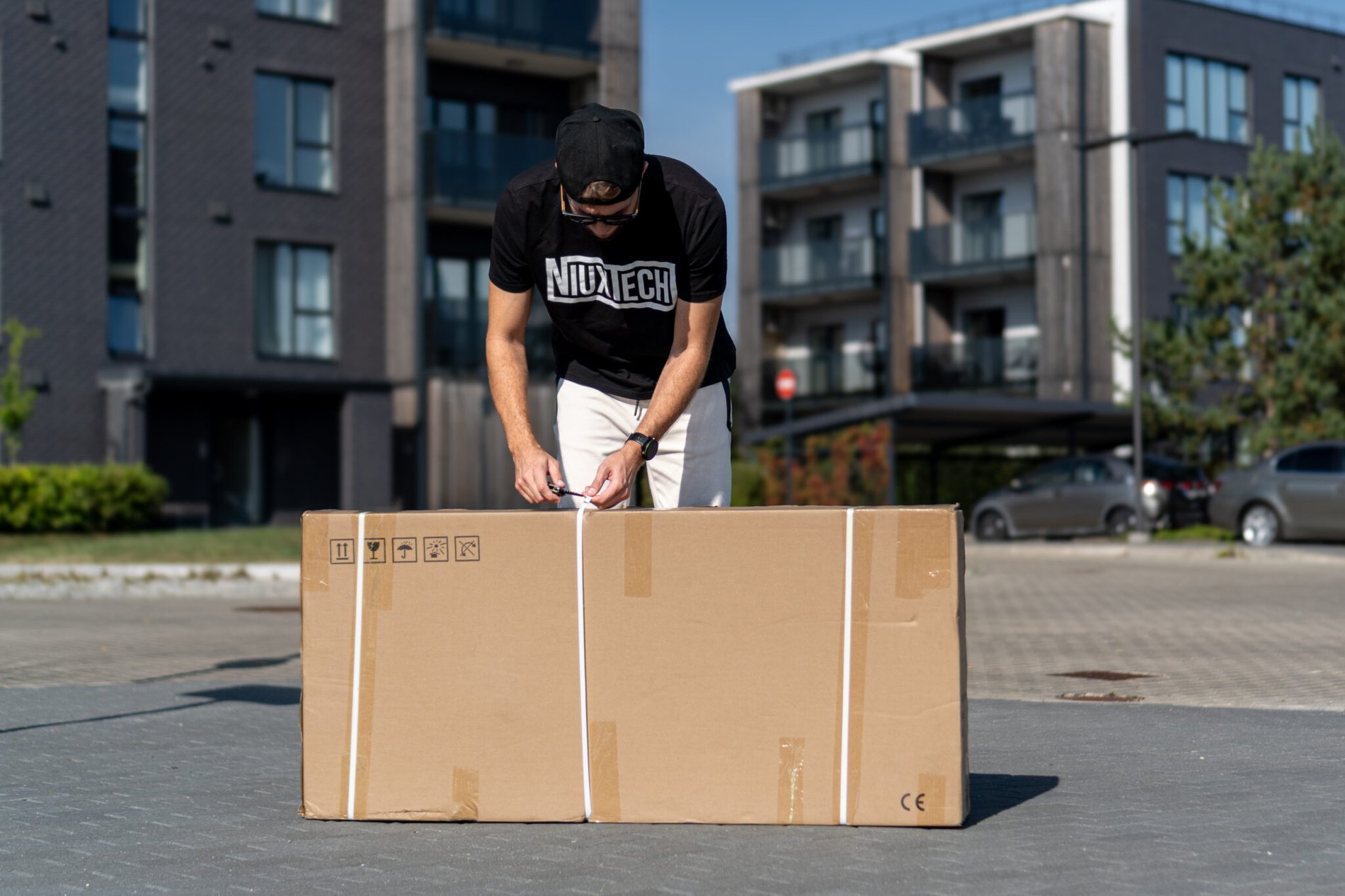 ANGWATT CS1 electric scooter for €560 — Niuxtech