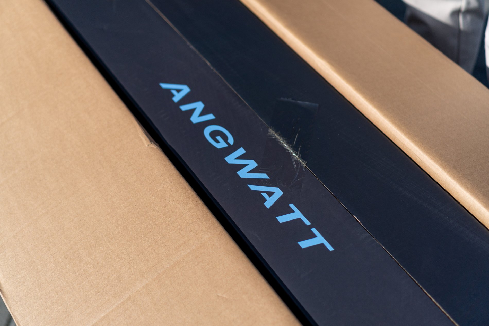 ANGWATT CS1 electric scooter for €560 — Niuxtech