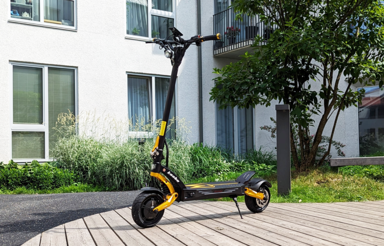 Kaabo Mantis King GT elektrinis paspirtukas — Niuxtech